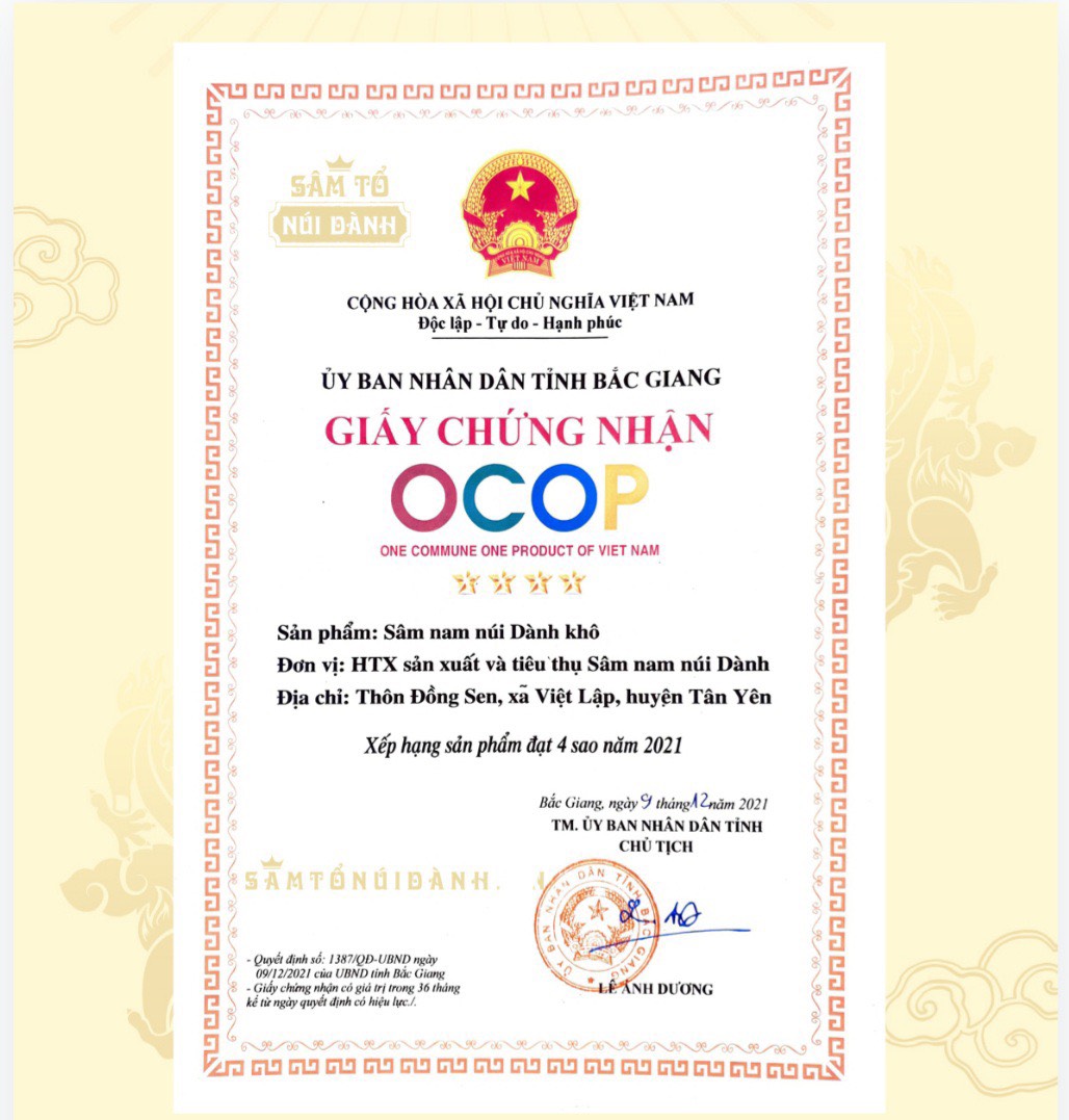 Rượu sâm Nam núi Dành đóng chai 500 ml